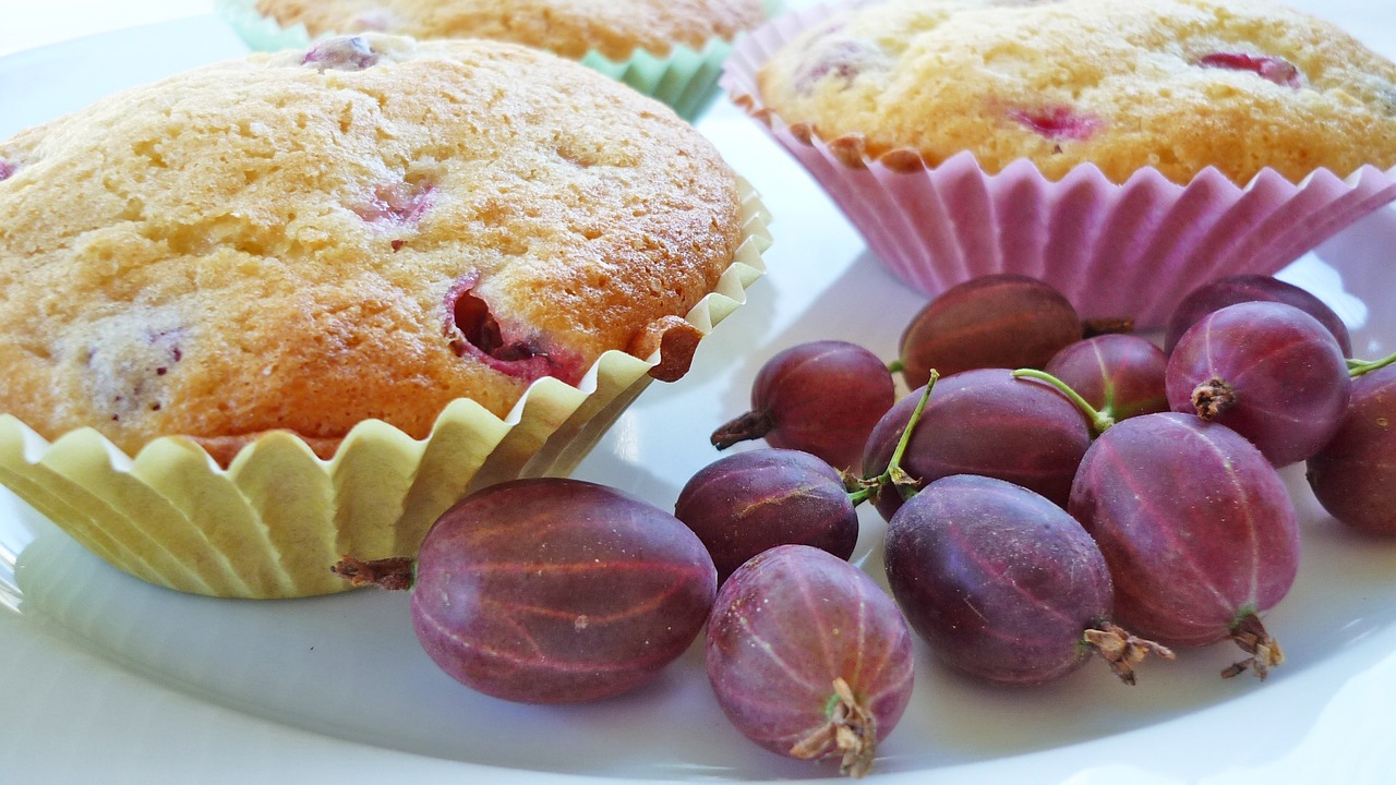 Gorgeous Gooseberries: A Go-to-Guide on How to Grow Them - Garden and Happy