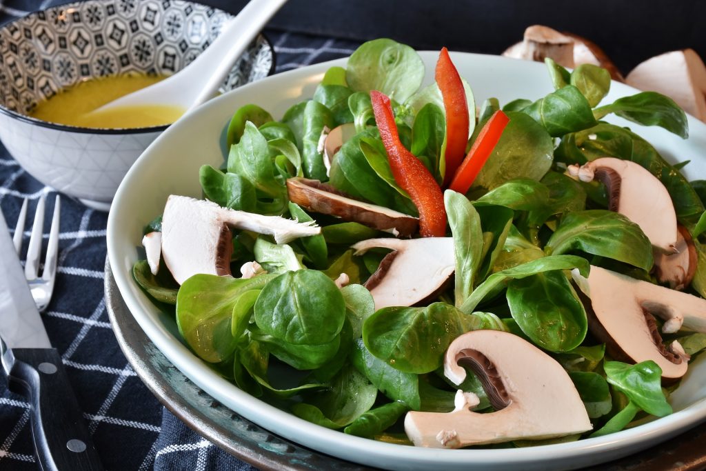 How to Grow Rocket Lettuce (Arugula) - Garden and Happy