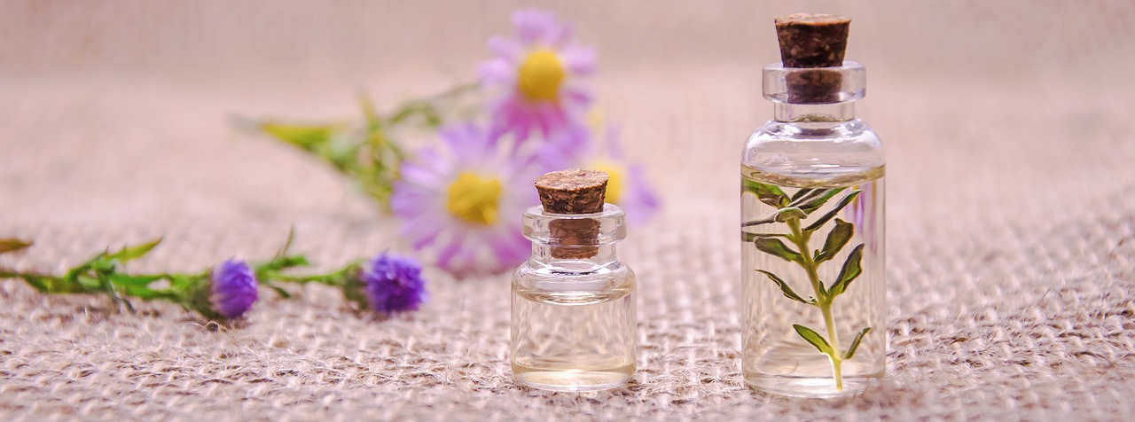 How to Make a Tincture from Your Homegrown Medicinal Herbs - Garden and ...