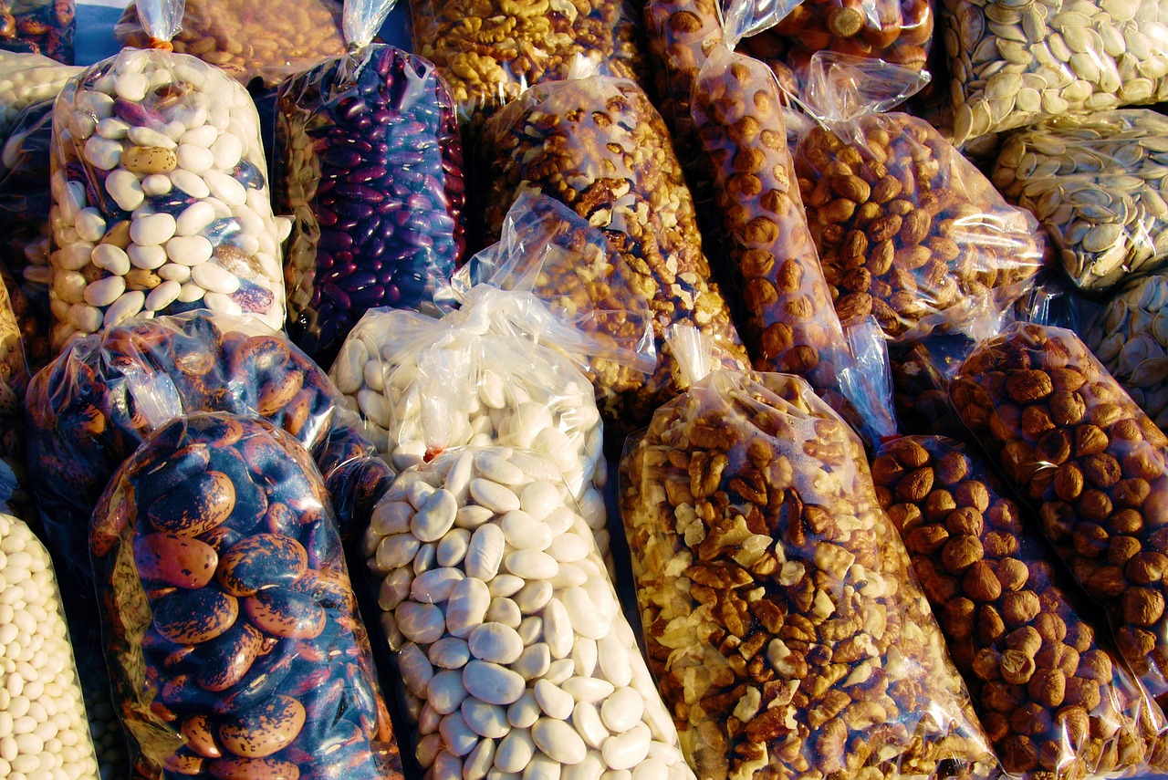 How to Store Vegetable and Herb Seed Packets Properly - Garden and Happy